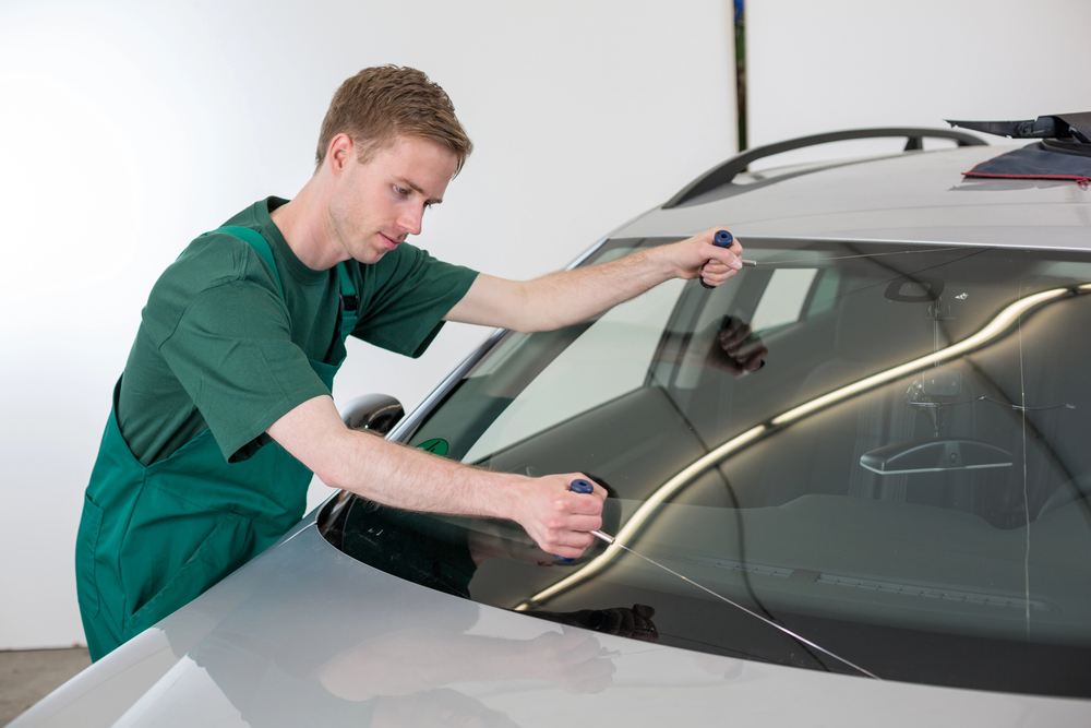 Dallas Auto Glass Repair Service Near 214 810 9990 Windshiel